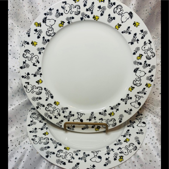 Peanuts | Dining | Peanuts Snoopy Woodstock 4pc Dinner Plates Set ...